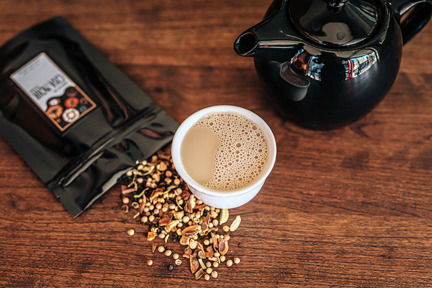 Comment préparer le chaï traditionnel / Maison de thé Cha Noir